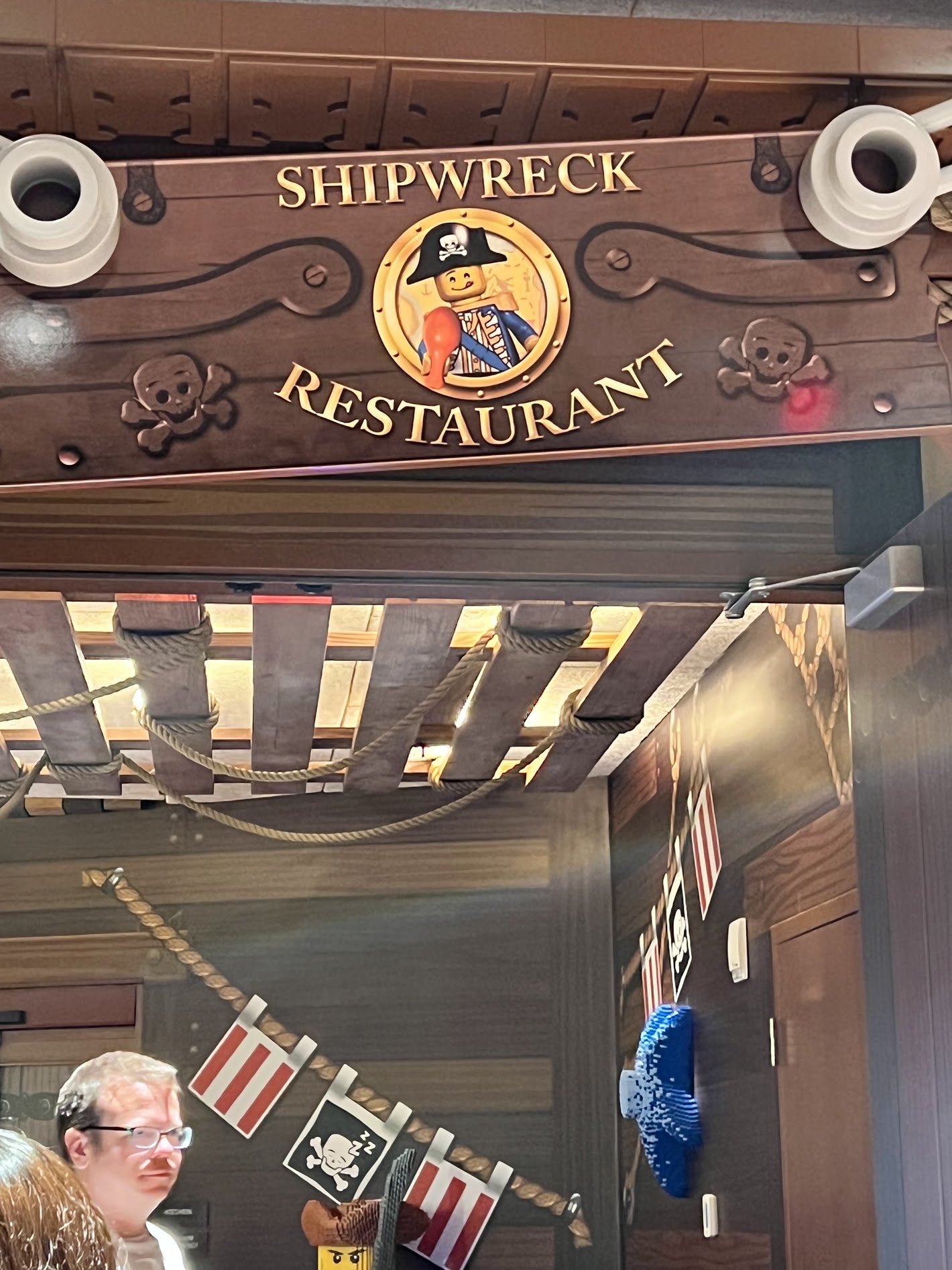 Shipwreck Restaraunt | Wandering with Callie